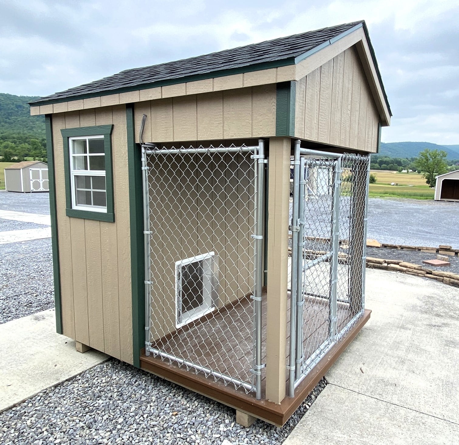 6'x8' Traditional Dog Kennel | North Mountain Structures